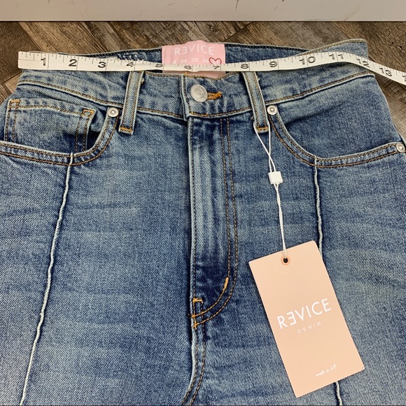 REVICE | Jeans | Revice Nwt Venus Crops Lightyear Wash Denim Jeans Size ...